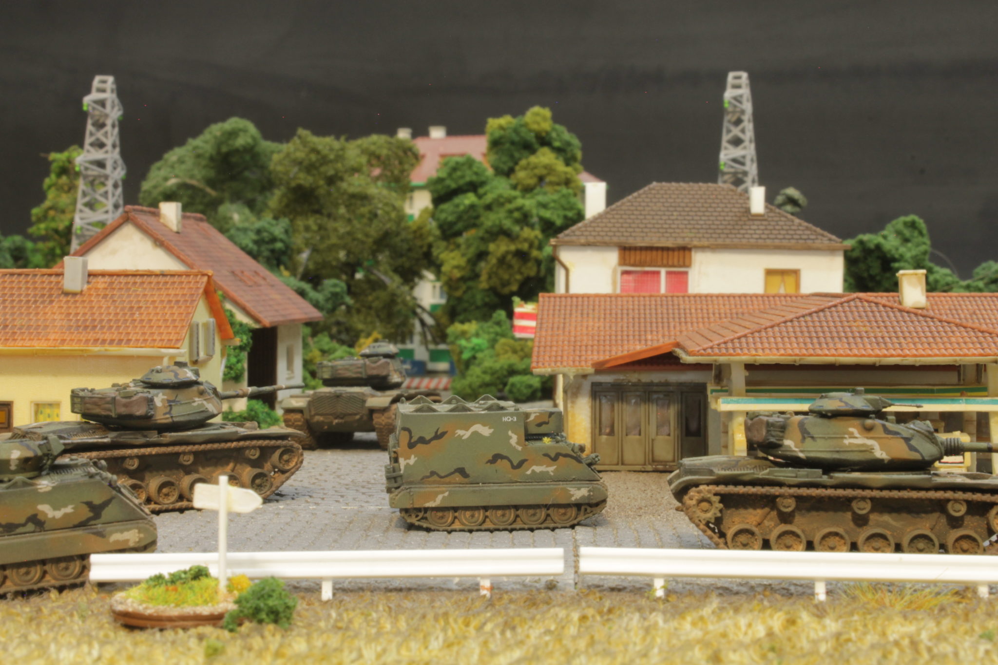 Northag M577 Command Post carrier – The Plastic Soldier Company